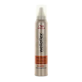 Wellaflex Spuma de par 200 ml nr.4 Extra Strong Frizz control ...